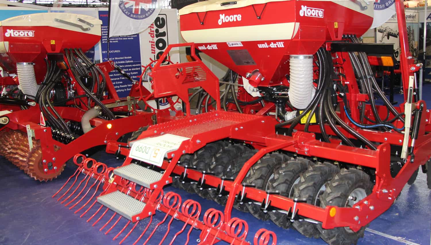 Semoir Uni-Drill : un semoir en direct simple pour prairies et cultures